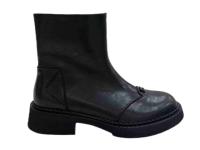 China Ladies Leather Boots for sale
