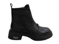 China Ladies Leather Boots for sale