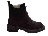 China Ladies Leather Boots for sale