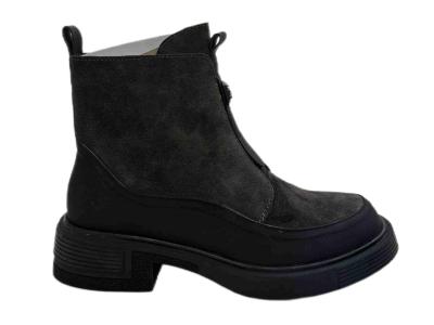 China Ladies Leather Boots for sale