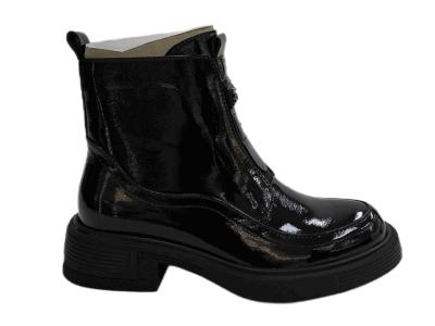 China Ladies Leather Boots for sale