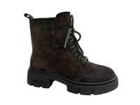 China Ladies Leather Boots for sale