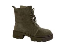 China Ladies Leather Boots for sale