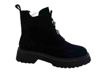 China Ladies Leather Boots for sale