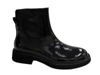China Ladies Leather Boots for sale