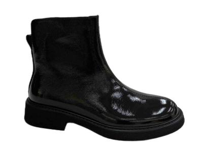 China Ladies Leather Boots for sale