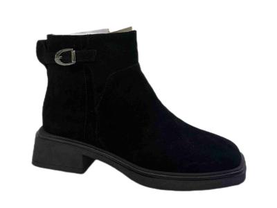 China Ladies Leather Boots for sale