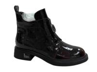 China Ladies Leather Boots for sale
