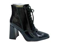 China Ladies Leather Boots for sale