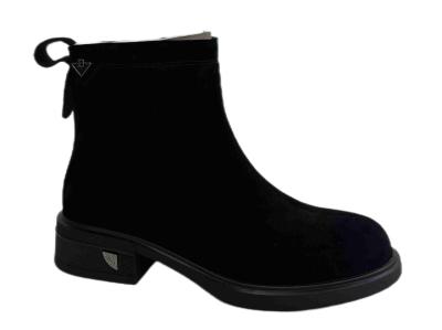 China Ladies Leather Boots for sale