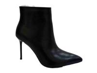 China Ladies Leather Boots for sale