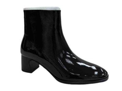 China Ladies Leather Boots for sale