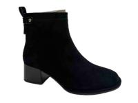 China Ladies Leather Boots for sale