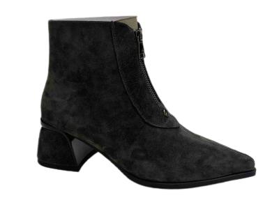 China Ladies Leather Boots for sale