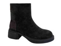 China Ladies Leather Boots for sale