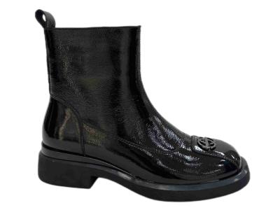China Ladies Leather Boots for sale