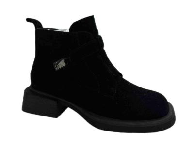 China Ladies Leather Boots for sale