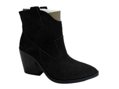 China Ladies Leather Boots for sale