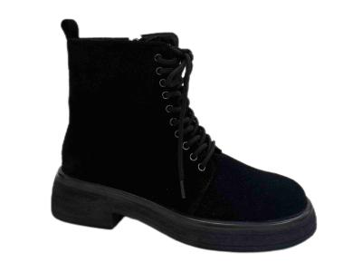 China Ladies Leather Boots for sale