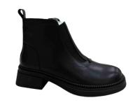 China Ladies Leather Boots for sale