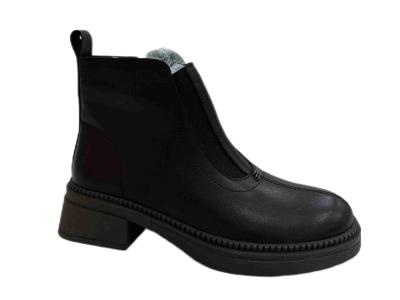 China Ladies Leather Boots for sale