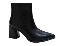 China Ladies Leather Boots for sale