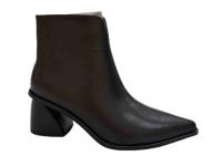 China Ladies Leather Boots for sale