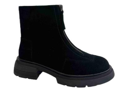 China Ladies Leather Boots for sale