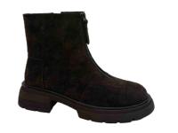 China Ladies Leather Boots for sale
