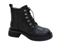 China Ladies Leather Boots for sale