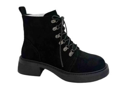 China Ladies Leather Boots for sale