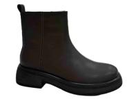China Ladies Leather Boots for sale