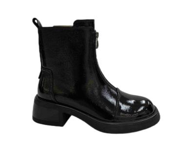 China Ladies Leather Boots for sale