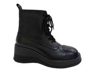 China Ladies Leather Boots for sale