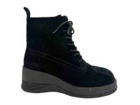 China Ladies Leather Boots for sale