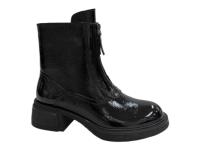 China Ladies Leather Boots for sale