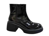 China Ladies Leather Boots for sale