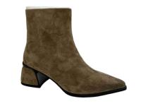 China Ladies Leather Boots for sale