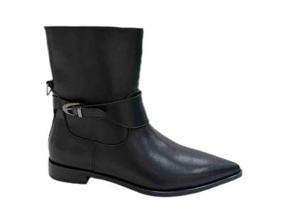 China Ladies Leather Boots for sale