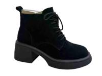 China Ladies Leather Boots for sale