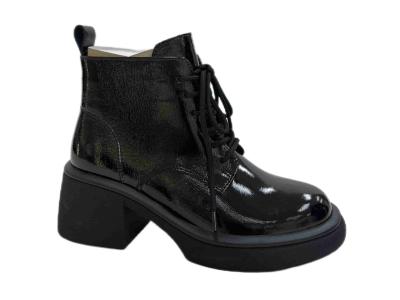 China Ladies Leather Boots for sale