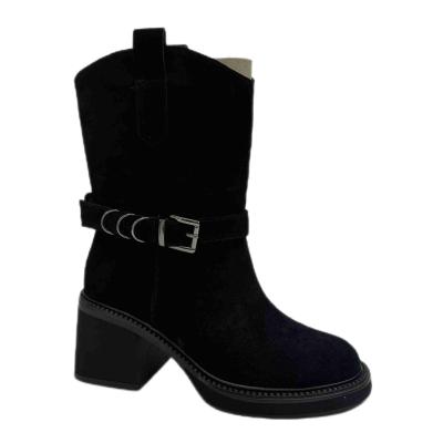 China Ladies Leather Boots for sale