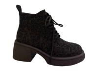 China Ladies Leather Boots for sale