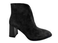 China Ladies Leather Boots for sale