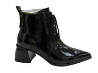 China Ladies Leather Boots for sale