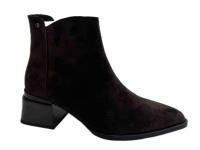China Ladies Leather Boots for sale