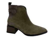 China Ladies Leather Boots for sale