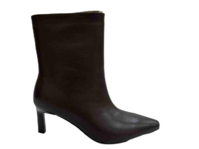 China Ladies Leather Boots for sale