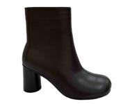 China Ladies Leather Boots for sale