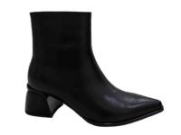 China Ladies Leather Boots for sale
